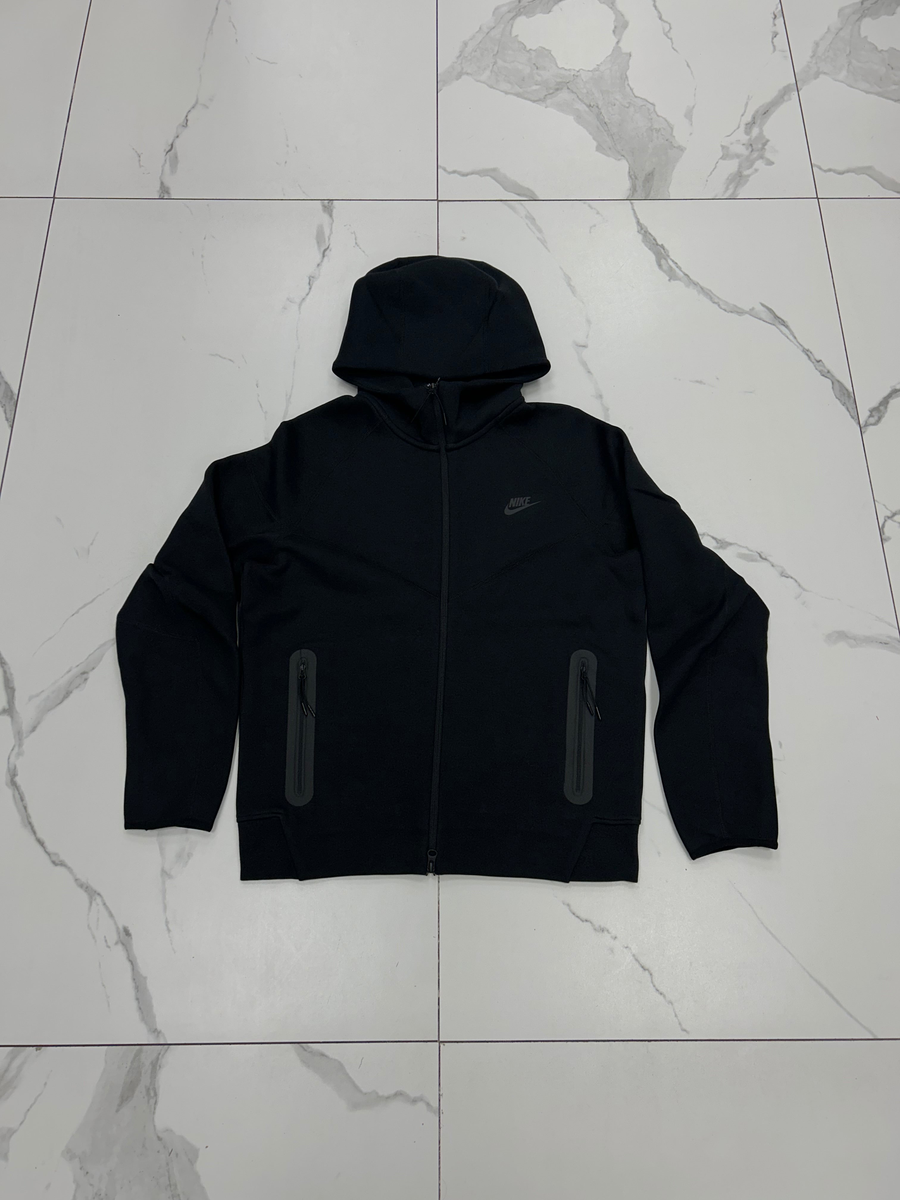 Nike Sportswear Tech Full-Zip "Black" – The Vault 215